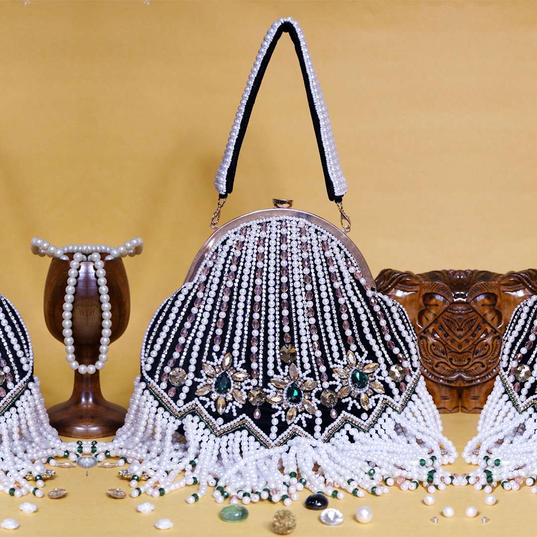 Kumkum Batua – Classic Elegance, Timeless Beauty – Trendz By Tanya